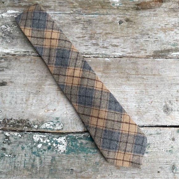 Wembley | Accessories | Wembley Grey And Tan Wool Plaid Mens Tie | Poshmark